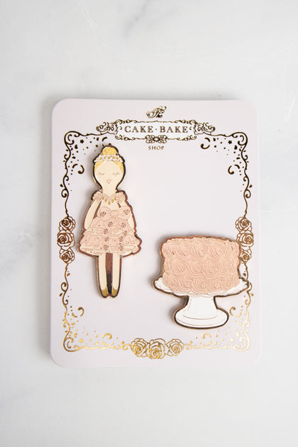 Cake Bake Shop Pins-Rosette & Her Pink Red Velvet Cake Collectors Pin – The Cake Bake Shop®