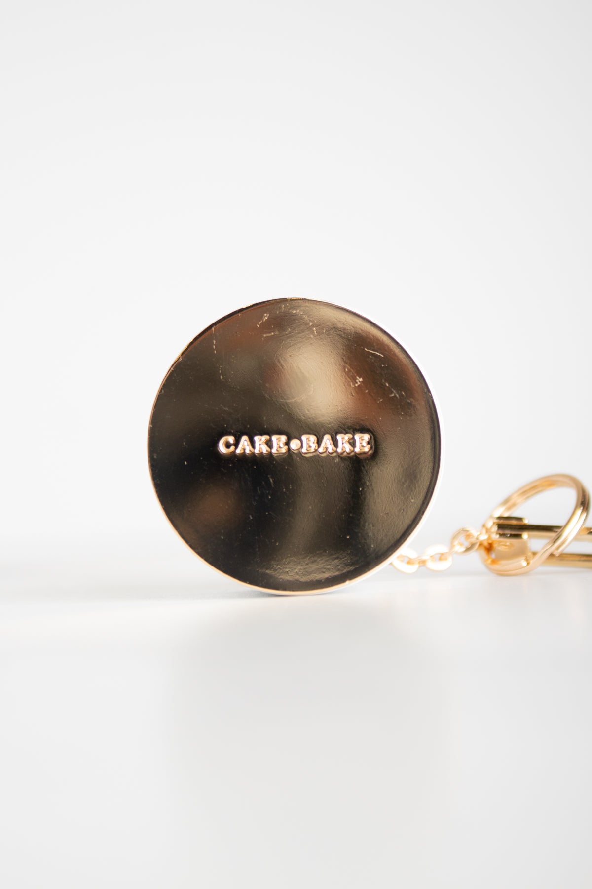 Raspberry Champagne Cake Keychain – The Cake Bake Shop®